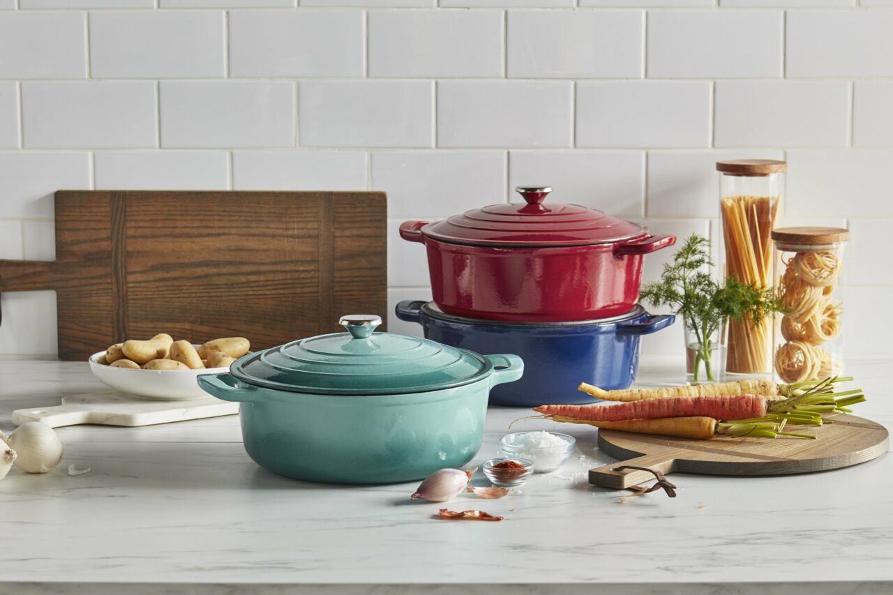 Slow Cookers vs Dutch Ovens (Plus Conversion Guide!) | Sur La Table ...